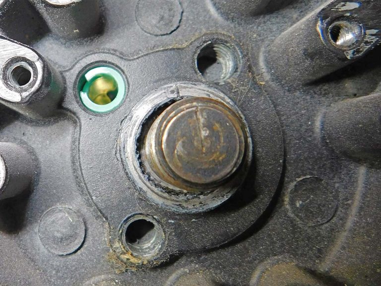 1969-1975 Corvette Horn Button Switch Replacement | Corvette Magazine