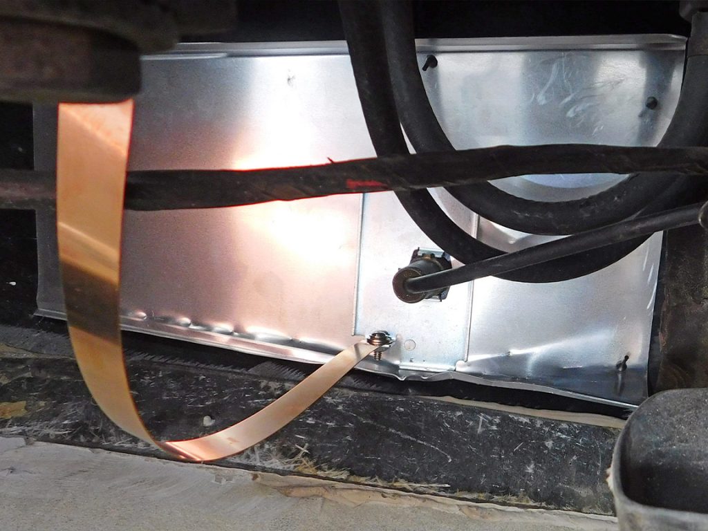 1969-1977 Corvette Antenna Replacement | Corvette Magazine