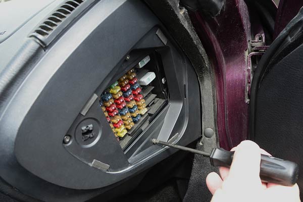 C4 Corvette Sound System Upgrade: Part 1–Installing a Modern Receiver ...