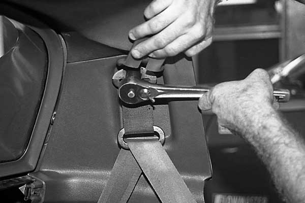 1973-1982 Corvette Rear Window Glass Installation | Corvette Magazine ...