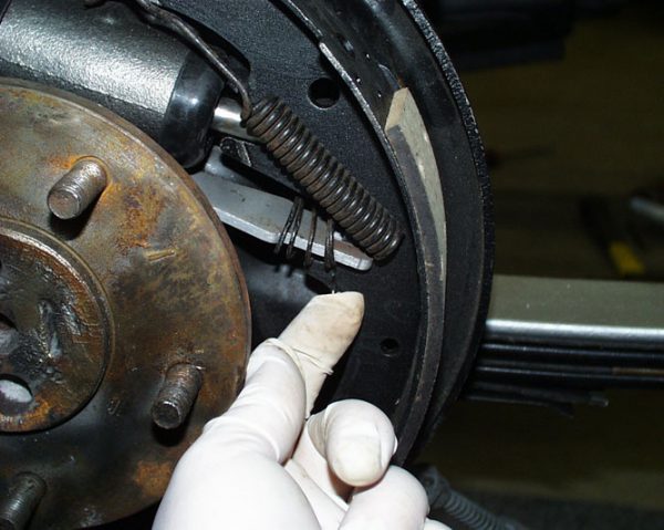 How To Rebuild The Rear Brakes On a 1953-1962 Corvette | Corvette ...
