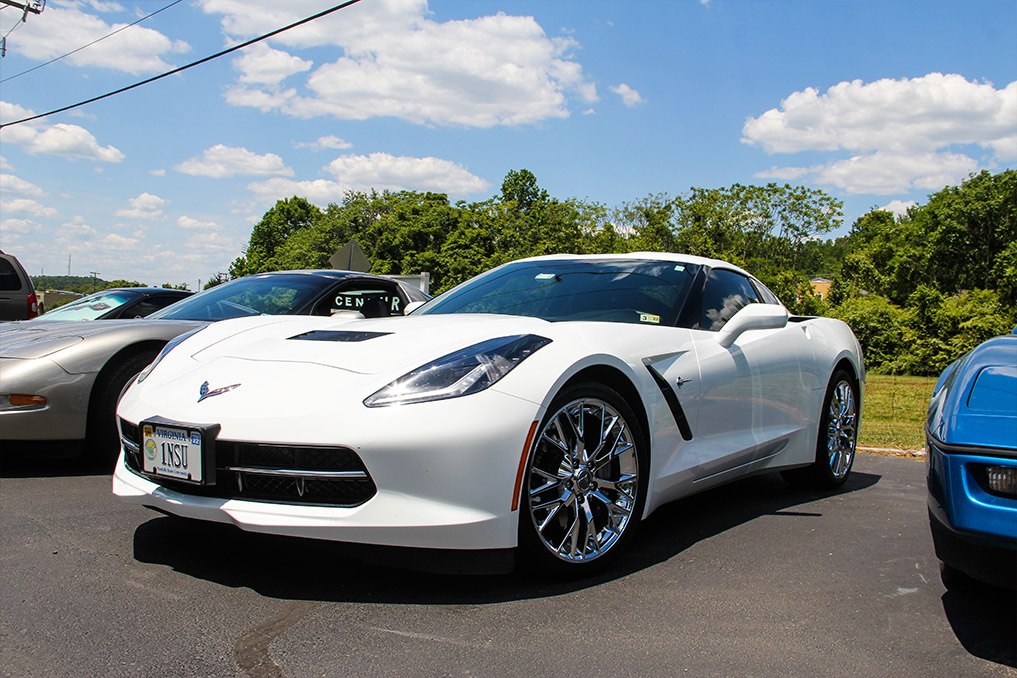 Custom Classic Corvette Club Visit | Corvette Magazine