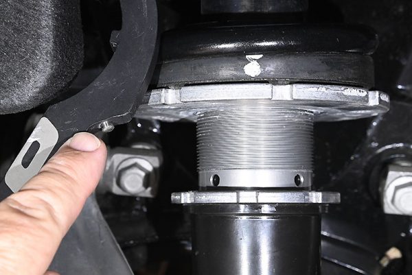DIY C8 Corvette Ride Height Adjustment | Corvette Magazine
